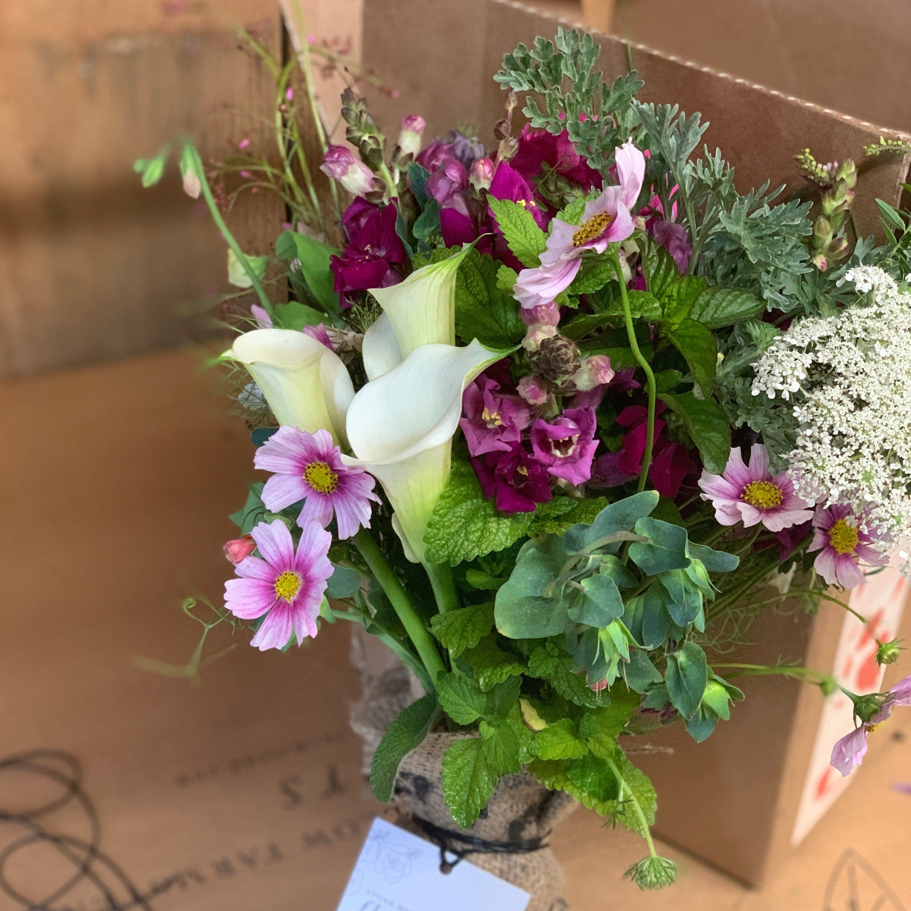 Signature Bouquet Subscription | Local Pick-up – Stone Hollow Farmstead